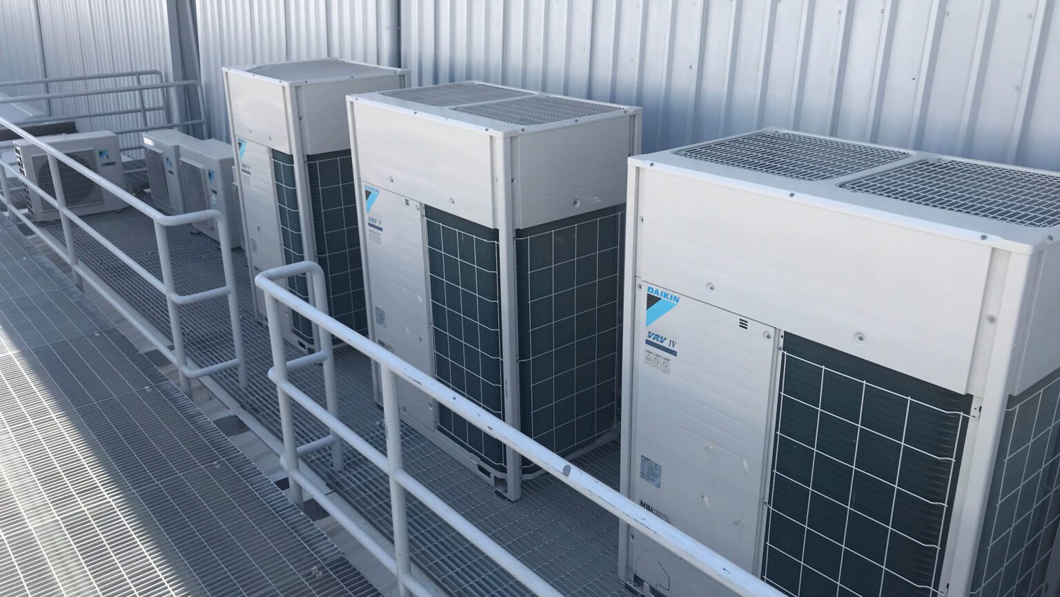 Stay Cool, Breathe Easy – Energy-Efficient Comfort All Year Round with ...